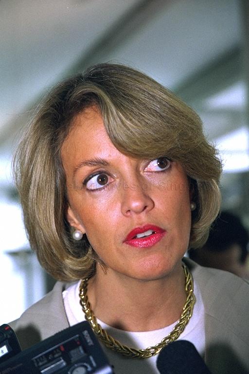 CLOSE-UP OF COLOMBIAN FOREIGN MINISTER MS MARIA EMMA MEJIA