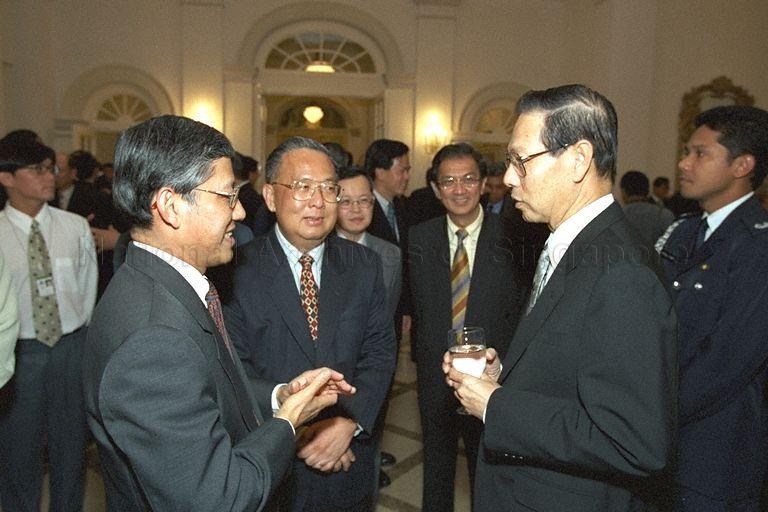 PRESIDENT ONG TENG CHEONG (RIGHT) WITH TRADE AND INDUSTRY