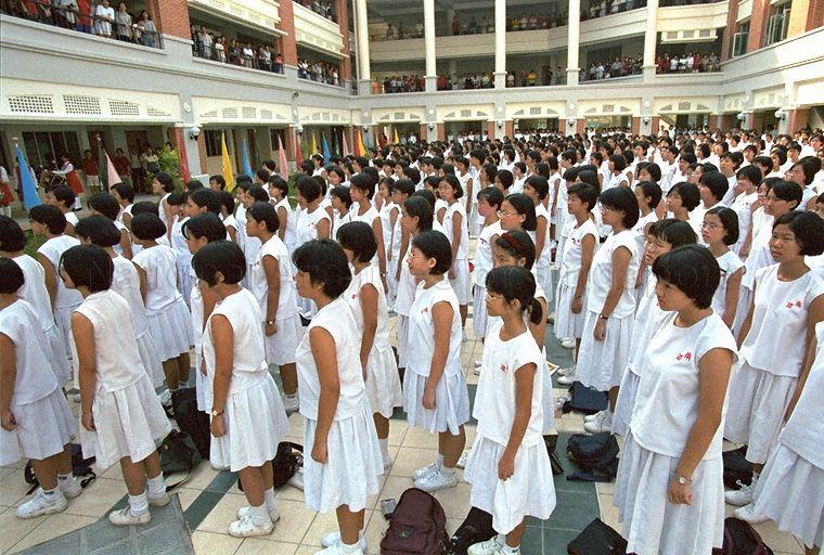 Move of Nanyang Girls' High School from King's Road to
