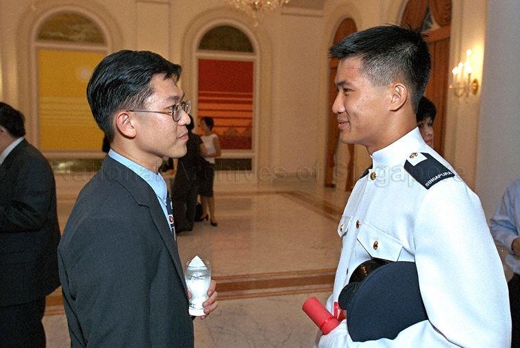 Recipient of 1999 President's Scholarship Lau Boon Ping