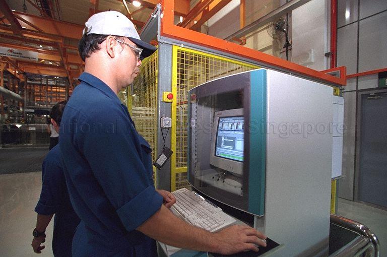Employee of Singapore Aero-Engine Service Pte Ltd (SAESL) at
