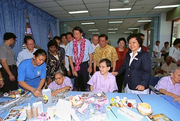 Taken at: Minister Community visit to Nee Soon Central