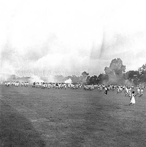 STUDENTS' RIOTS AT CHINESE HIGH SCHOOL