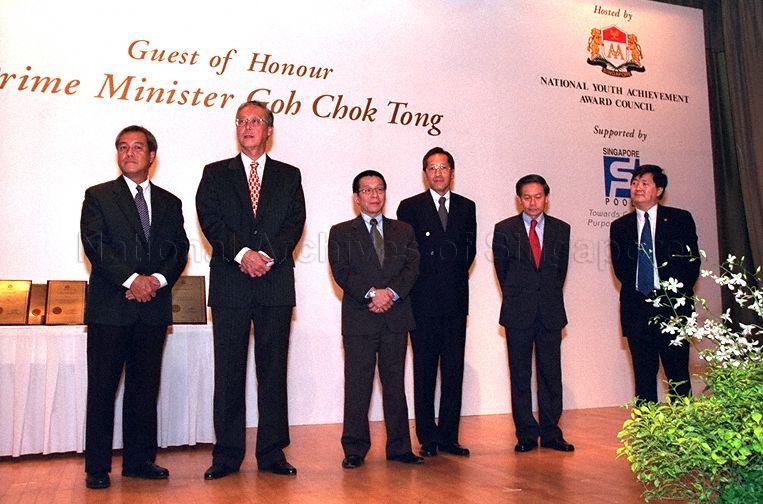 Hands Over Groin (Fig Leaf Position) | Page 2 | HardwareZone Forums