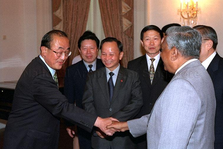 Taken at: Call on President S R Nathan by Vice Premier of