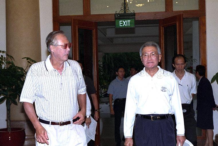 Prime Minister Goh Chok Tong and Brunei's Home Affairs