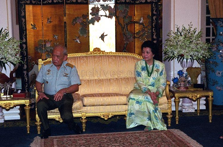 Photograph of Sultan of Johore, Sultan Iskandar Ibni