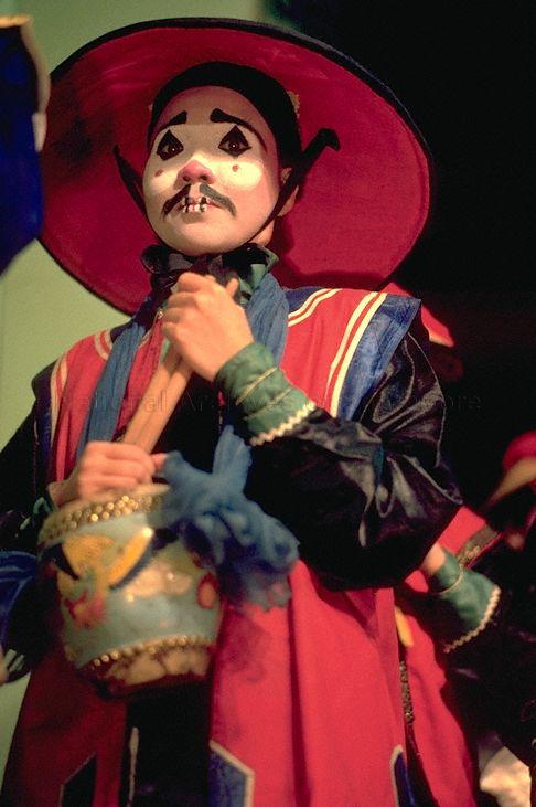 TEOCHEW OPERA -- PORTRAITS OF ACTORS AND ACTRESSES PLAYING