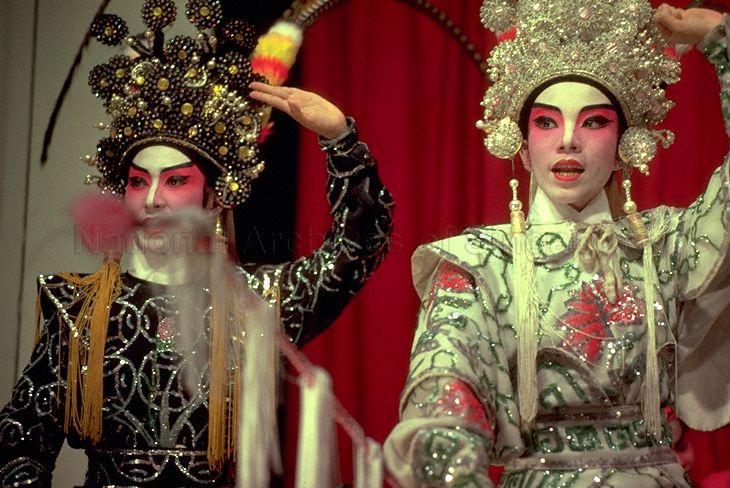 TEOCHEW OPERA -- PORTRAITS OF ACTORS AND ACTRESSES PLAYING
