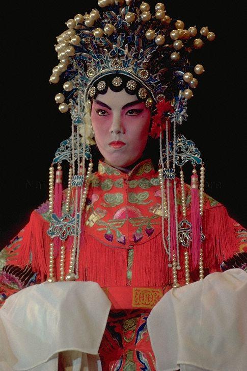 TEOCHEW OPERA -- PORTRAITS OF ACTORS AND ACTRESSES PLAYING