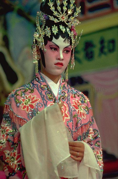 TEOCHEW OPERA -- PORTRAITS OF ACTORS AND ACTRESSES PLAYING