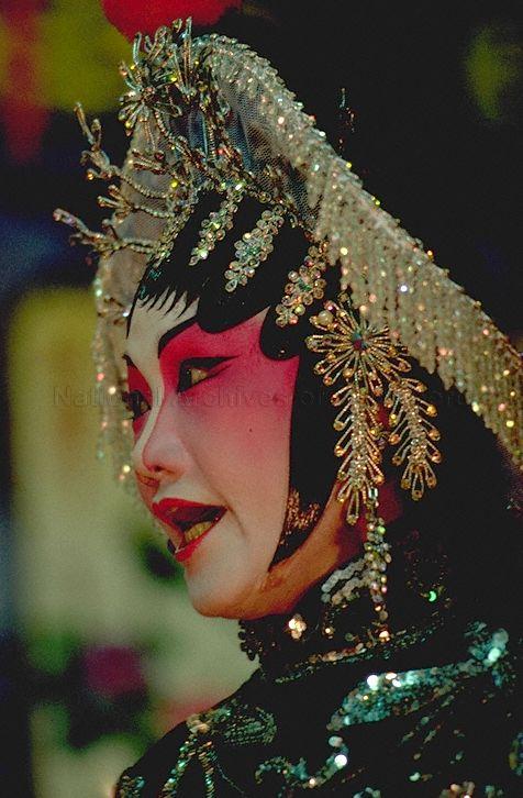TEOCHEW OPERA -- PORTRAITS OF ACTORS AND ACTRESSES PLAYING