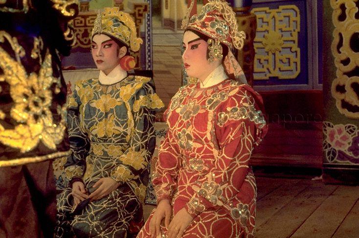 TEOCHEW OPERA -- PORTRAITS OF ACTORS AND ACTRESSES PLAYING