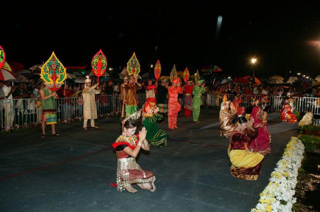Cultural dance performance during Kongsi Raya Chinese New