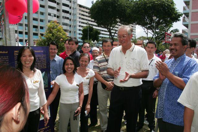 Senior Minister Goh Chok Tong and Senior Parliamentary