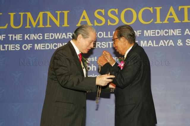 President of Medical Alumni Association Professor Arthur Lim