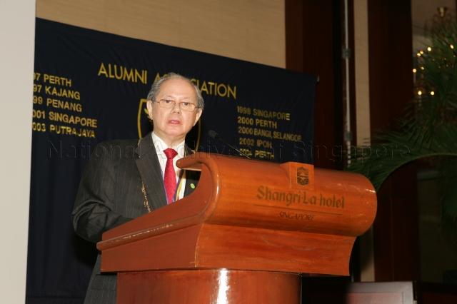 President of Medical Alumni Association Professor Arthur Lim