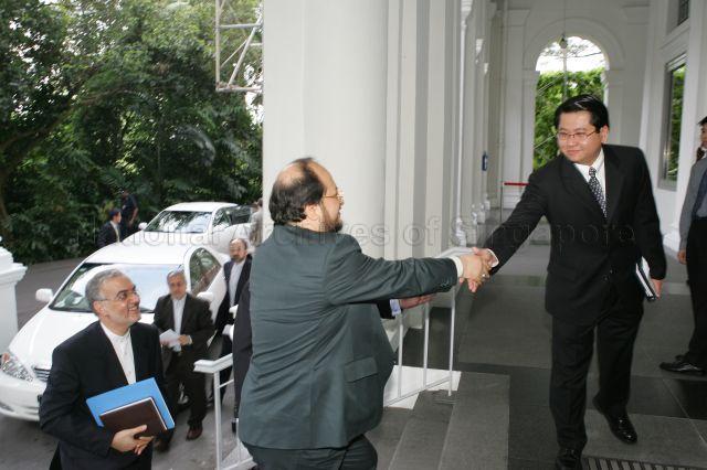 Press Secretary to Senior Minister, Stanley Loh, welcoming