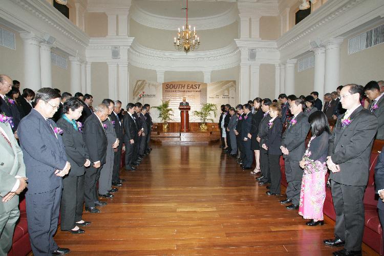 Guest-of-Honour Senior Minister Goh Chok Tong and guests,