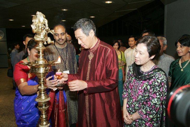 Indian welcome ceremony for Guest of Honour, Prime Minister