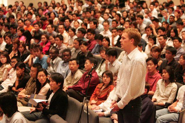 Carl Olen, Swedish student studying at National University