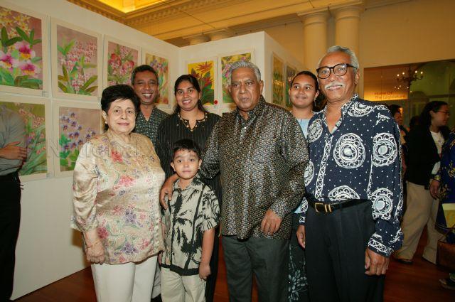 President and Mrs S R Nathan with prominent local artist