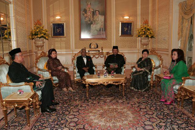 From left, Malaysian Deputy Prime Minister (DPM) Dato Sri