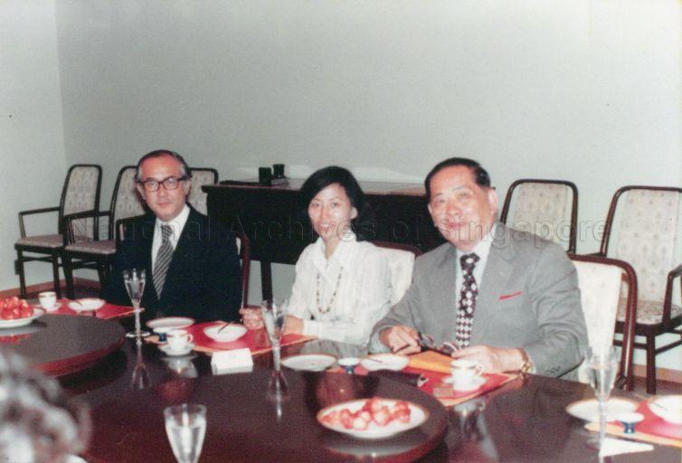 MRS ONG (CENTRE), WIFE OF MEMBER OF PARLIAMENT (KIM KEAT)