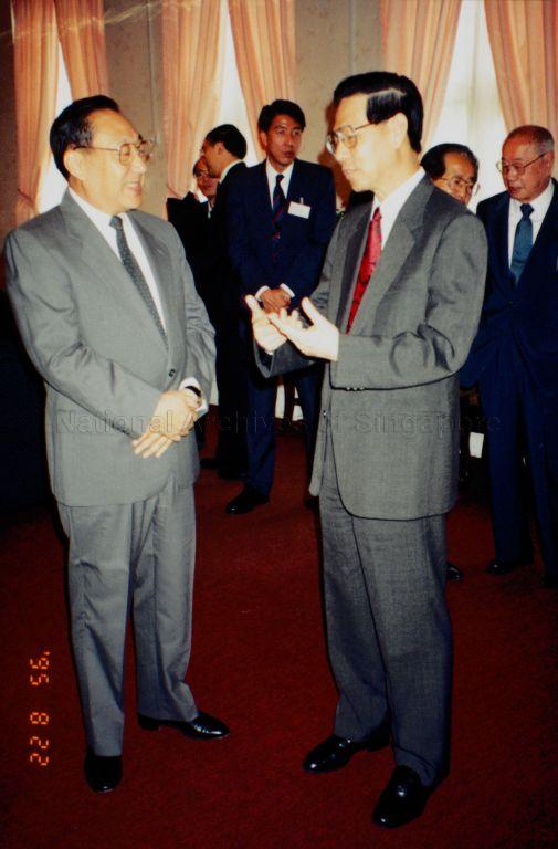 Anniversary of the late Mr Ong Teng Cheong - Lets make this 100,000 ...