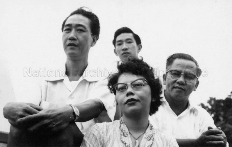 LEE DAI SOH, WIFE MENG YOW HOH AND FRIENDS.