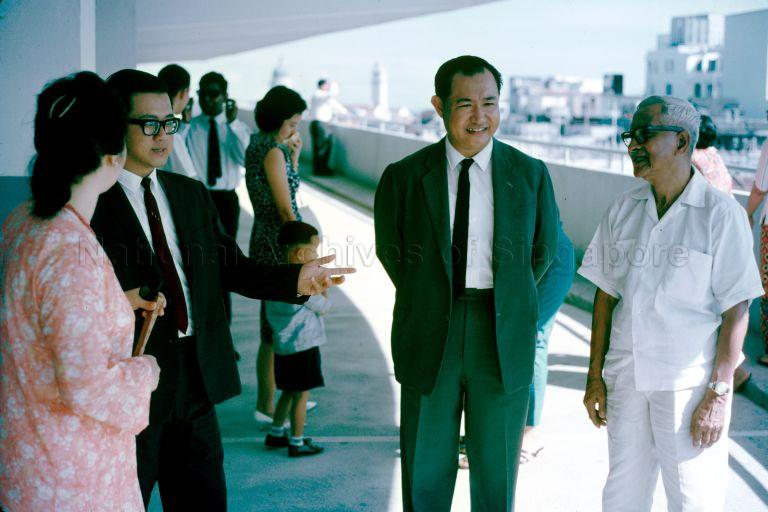 PUAN NOOR AISHAH (LEFT), LARRY ONG (SECOND LEFT), ISHAK BIN