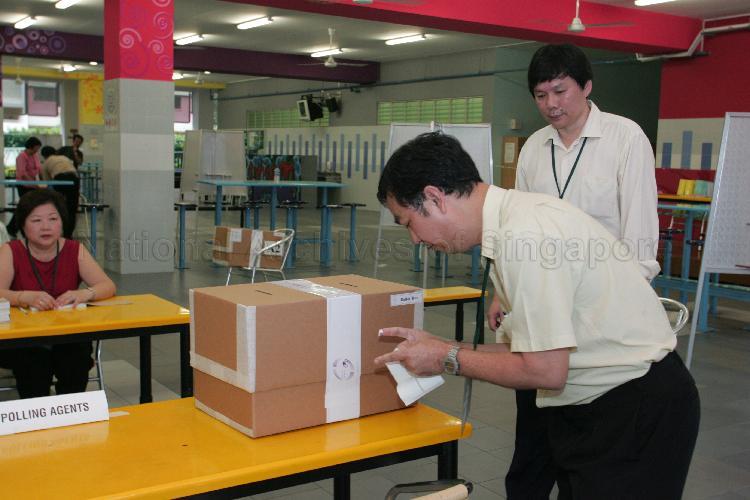 Sealing of ballot boxes witnessed by election agent before