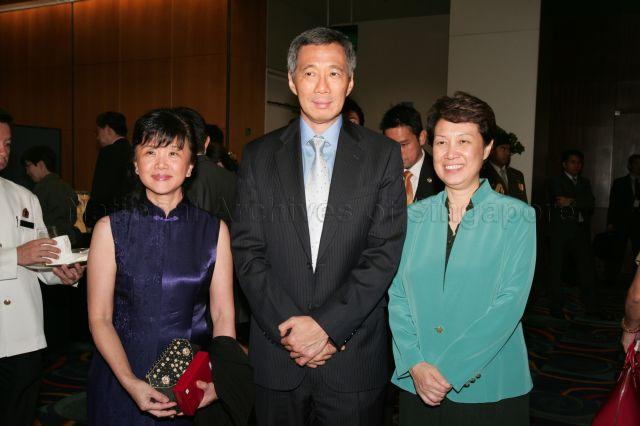 Prime Minister Lee Hsien Loong and wife Ho Ching posing for