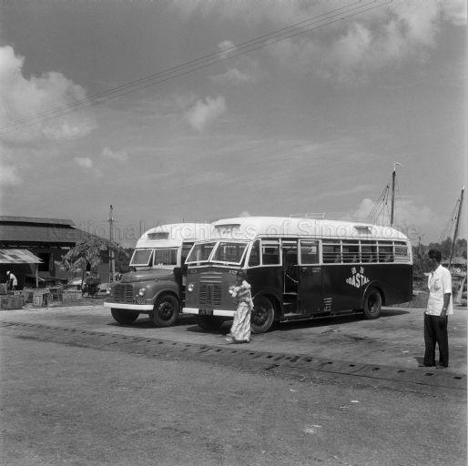 COASTAL BUS SERVICE AUSTIN AT BATU PAHAT
