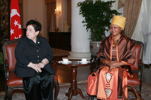 Wife of President, Mrs S R Nathan (left) in conversation