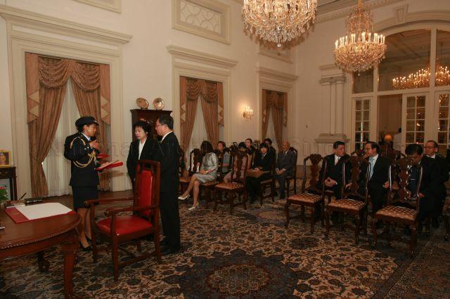 Standing, from right, Minister for Manpower Gan Kim Yong,