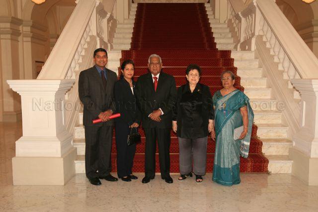 Group photograph of President and Mrs S R Nathan with