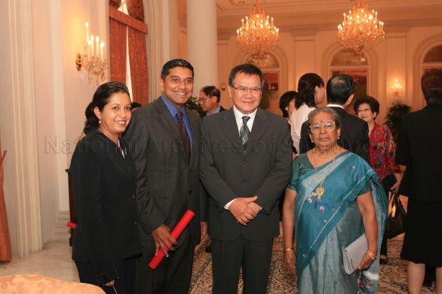Group photograph of Speaker of Parliament Abdullah Tarmugi