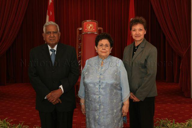 President and Mrs S R Nathan posing for photographs with