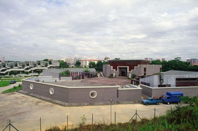 Environs at Kwong Wai Siew Peck San Theng Columbarium at