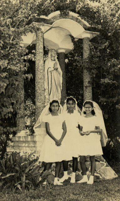 Martha Scully and her friends, Victoria Rodrigues and