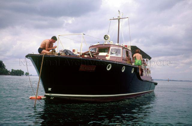 FAST MOTOR LAUNCH (FML) BEAULIEU OF THE 37 MARITIME SQUADRON
