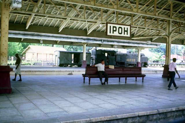KTM (KERETAPI TANAH MELAYU) - PASSENGER PLATFORM AT IPOH