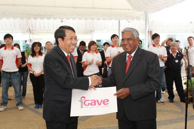 Taken at: President S R Nathan officiates at Nanyang