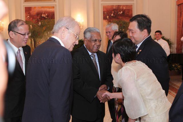 President S R Nathan meeting members of Philippine President