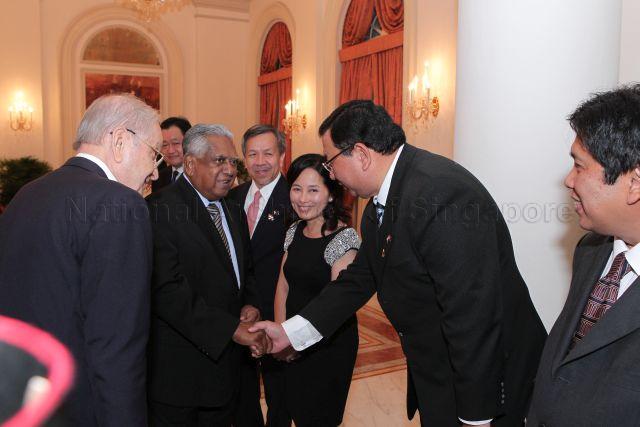 President S R Nathan meeting members of Philippine President
