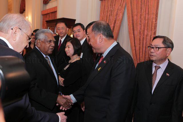 President S R Nathan meeting members of Philippine President