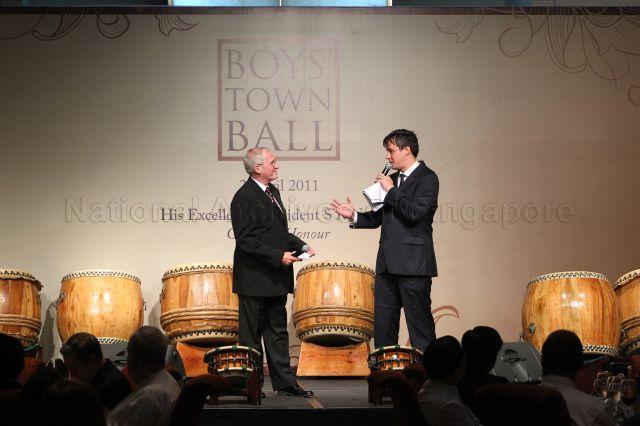 Celebrity father-son masters of ceremonies, Brian Richmond