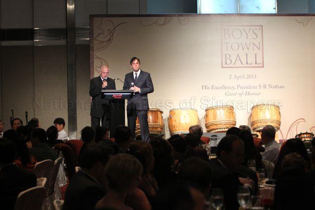 Celebrity father-son masters of ceremonies, Brian Richmond