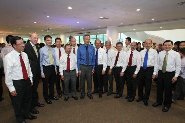Group photograph of Prime Minister Lee Hsien Loong with
